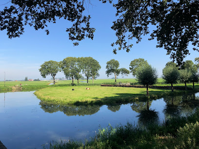 Edam car & bus parking – Edam - Tankstation de Boezen